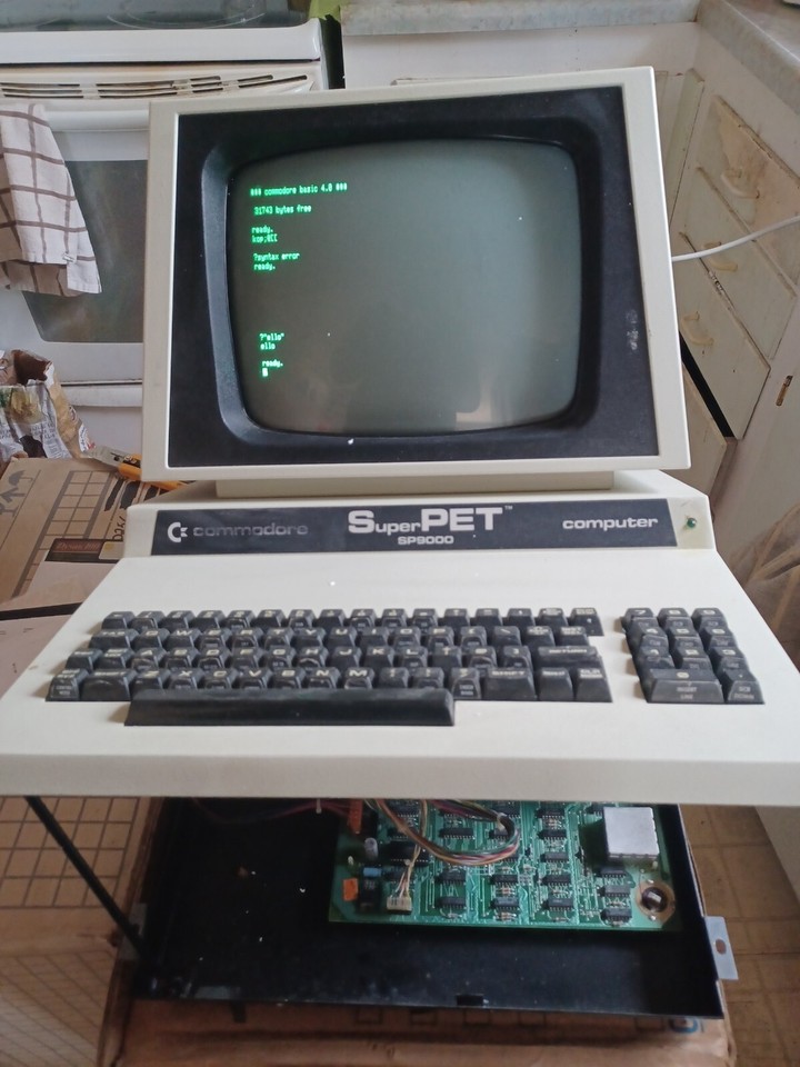 Commodore SuperPet Computer SP9000 - RARE - boots and computes! - NICE ...