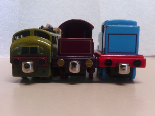 Thomas and Friends Take-Along Lady Diesel 10 Magic Railroad Bundle ...