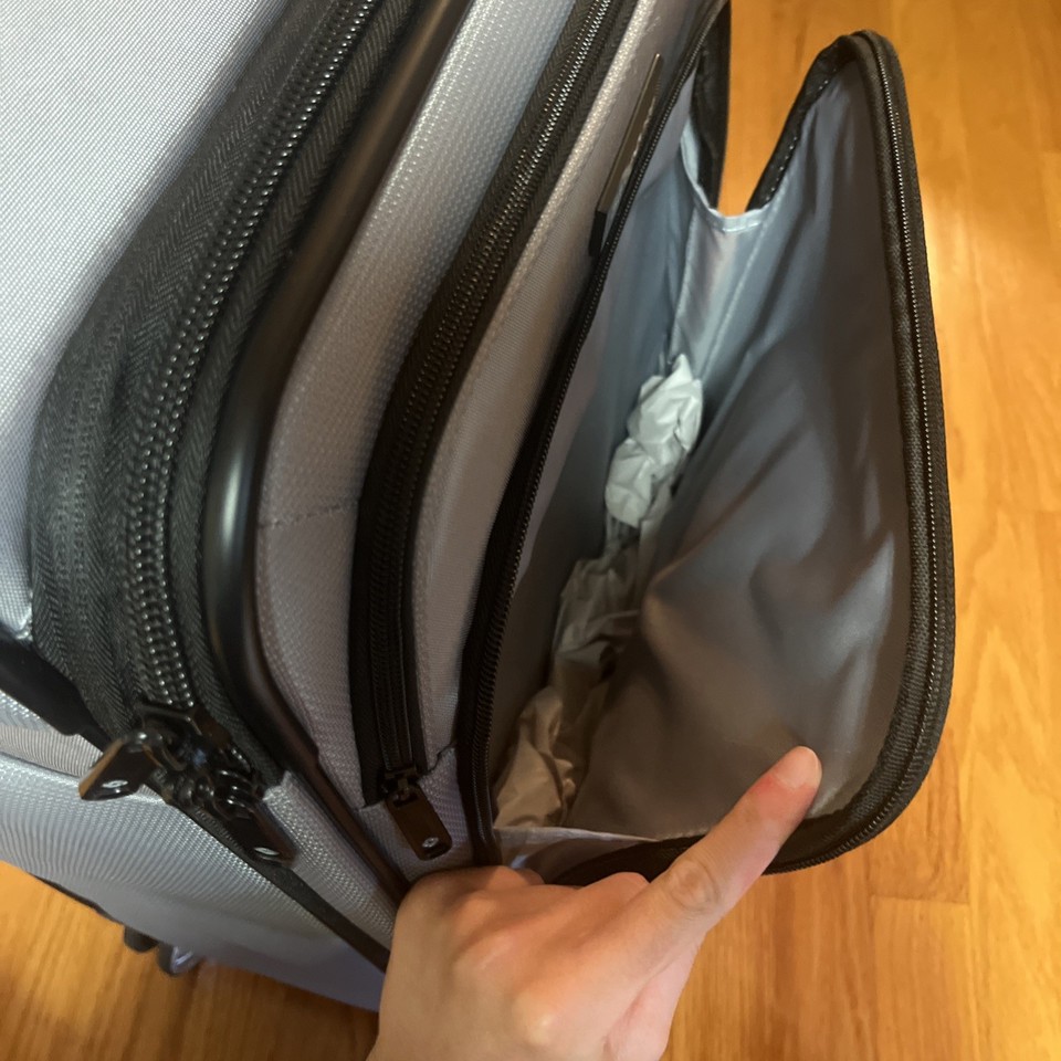 Samsonite Hyperspin 4 Carry-On EXP 20” Spinner | eBay