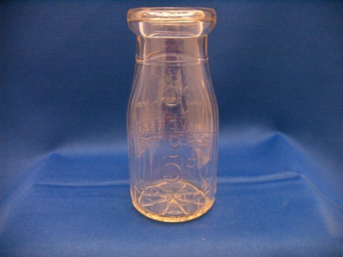VINTAGE GLASS 5 CENT HALF PINT LIQUID UNIVERSAL STORE BOTTLE | eBay
