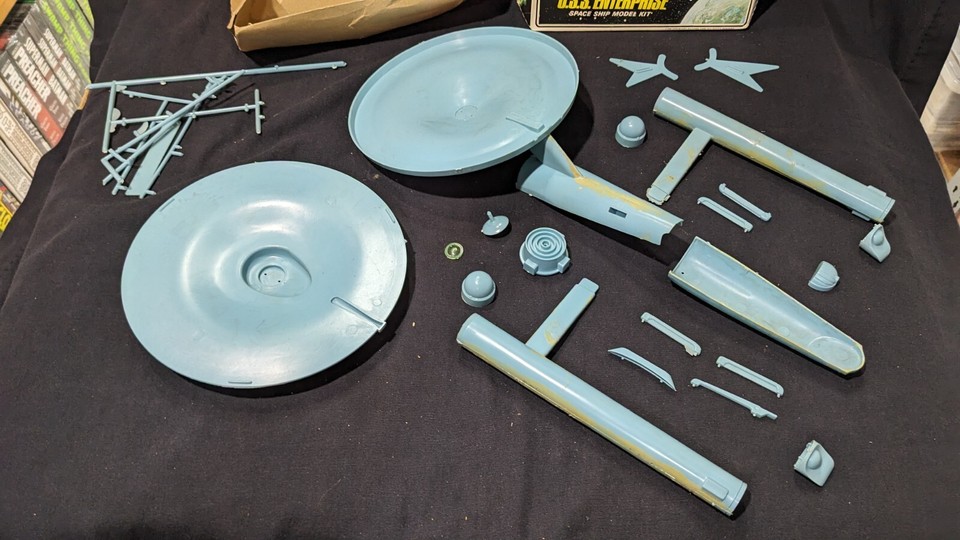 Vintage AMT Star Trek USS Enterprise Space Ship Model Kits! S951! Lot ...
