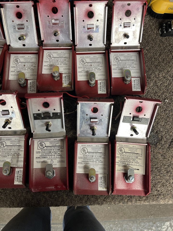 Firelite BG-8 Pull Station Key Not Included | eBay