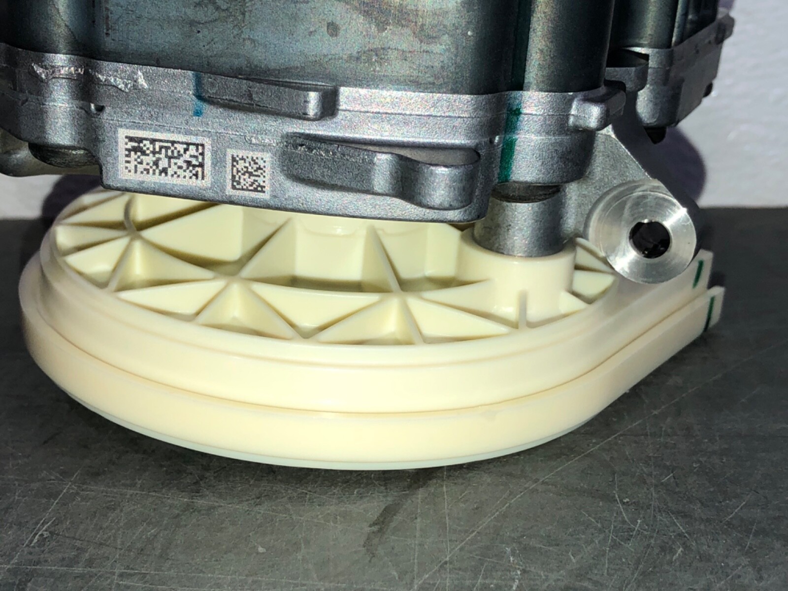 GENUINE AUTOMATIC TRANSMISSION FLUID PUMP GM 24050599 OEM MH6 | eBay