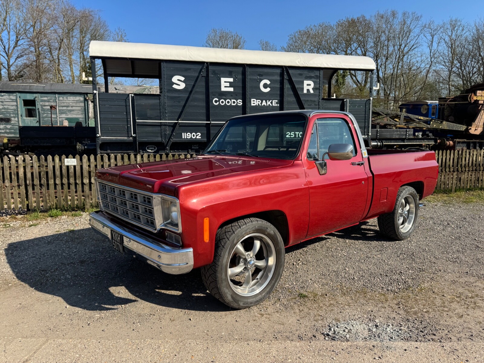 1975 Chevy C10 Cheyenne 5.7 V8 3 Speed Auto American Pickup Truck - UK ...