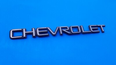 00-06 CHEVROLET SILVERADO SUBURBAN TAHOE EXPRESS ASTRO REAR LID EMBLEM ...