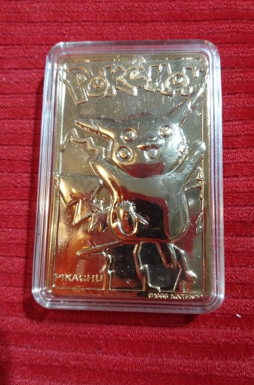 Pokémon 23K Gold Plated Trading Card Pikachu Pokeball 1999 Burger King ...
