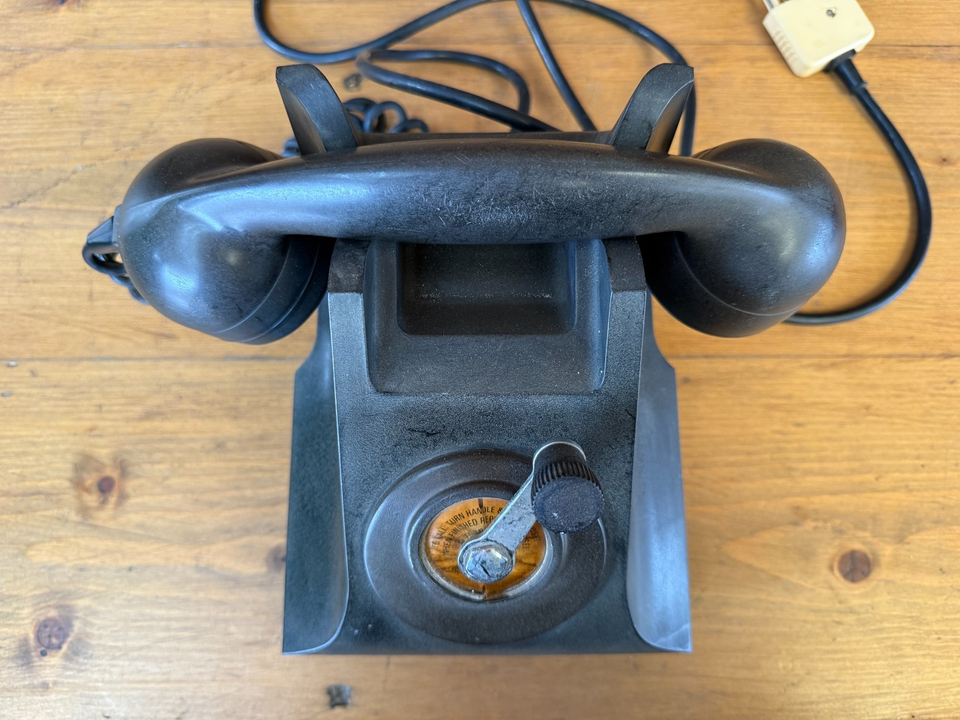 VINTAGE BAKELITE PMG/TELECOM ET 140 1/79 MAGNETO TELEPHONE, PHONES ...
