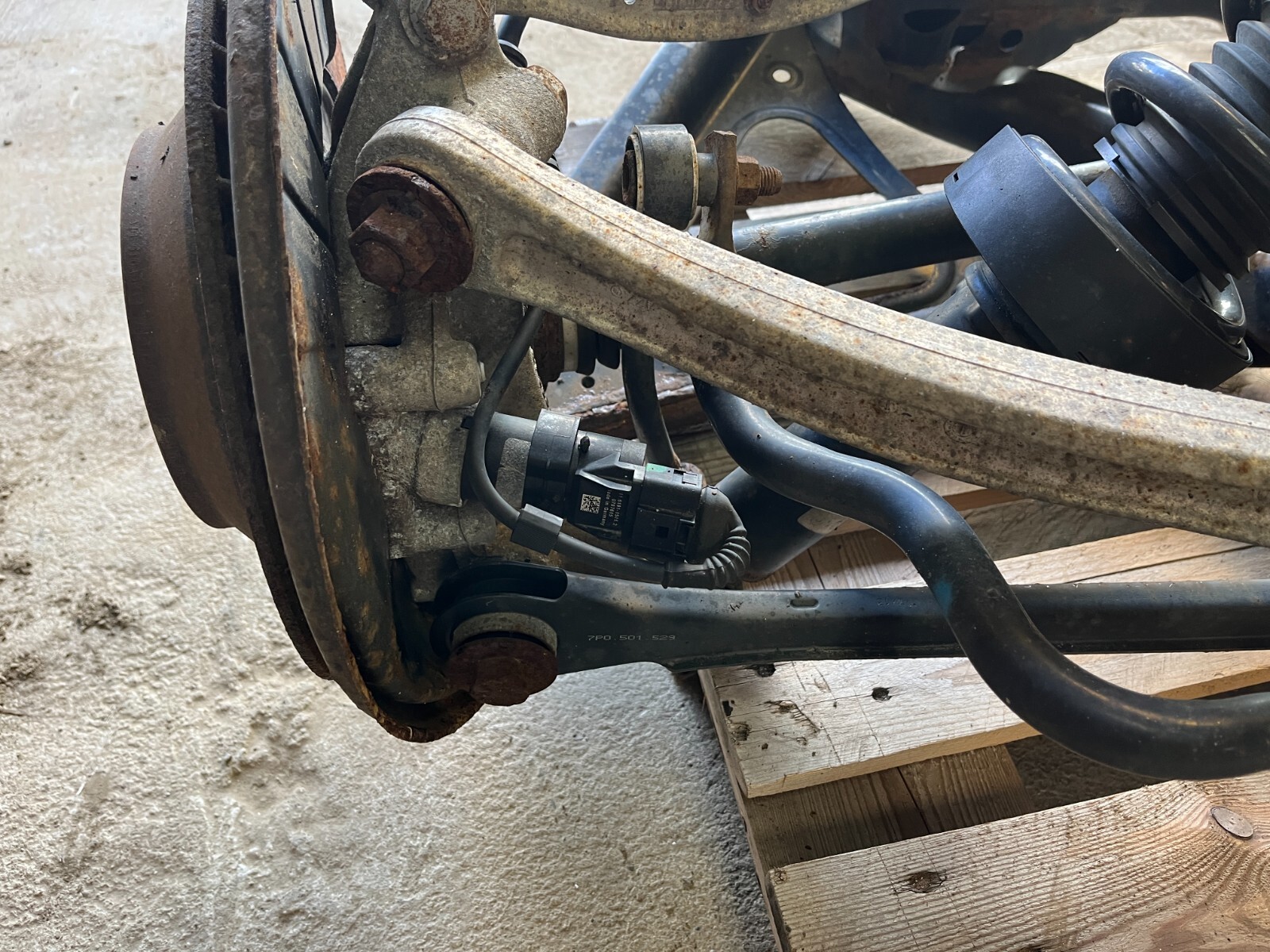 2011-2018 VW Volkswagen Touareg 7P Complete Rear Differential Axle ...