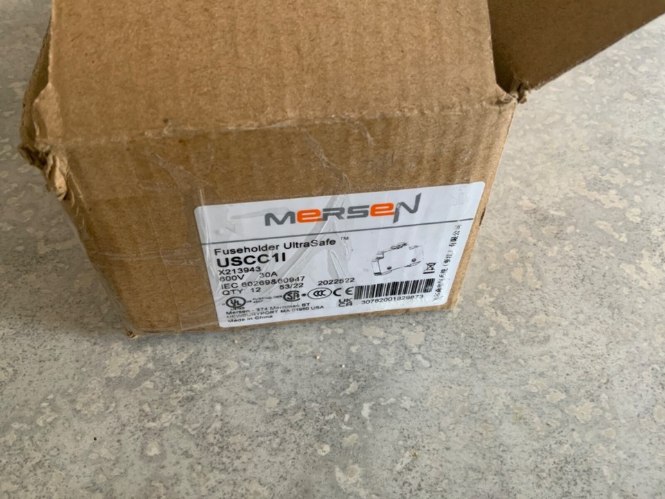 (12ea) MERSEN USCC1I Fuseholder , UltraSafe , W/Indicator , 600VAC/DC ...