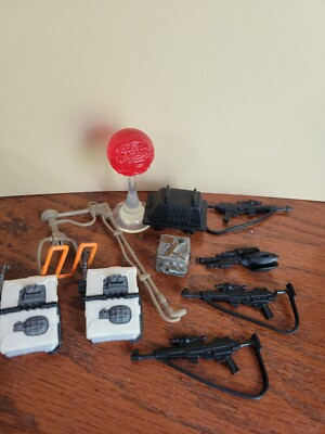 Star Wars Kenner Hoth Rebel Soldier Survival Backpack Weapons Death ...