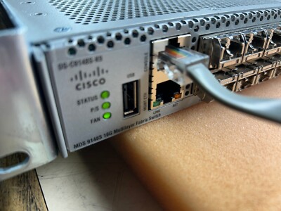 Cisco DS-C9148S-K9 48 Active Ports 16G 2x P.S. w/48 FC16G-SW SFP's w ...