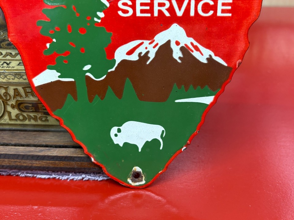 VINTAGE "NATIONAL PARK SERVICE" PORCELAIN GATE/RANGER STATION SIGN, (7 ...