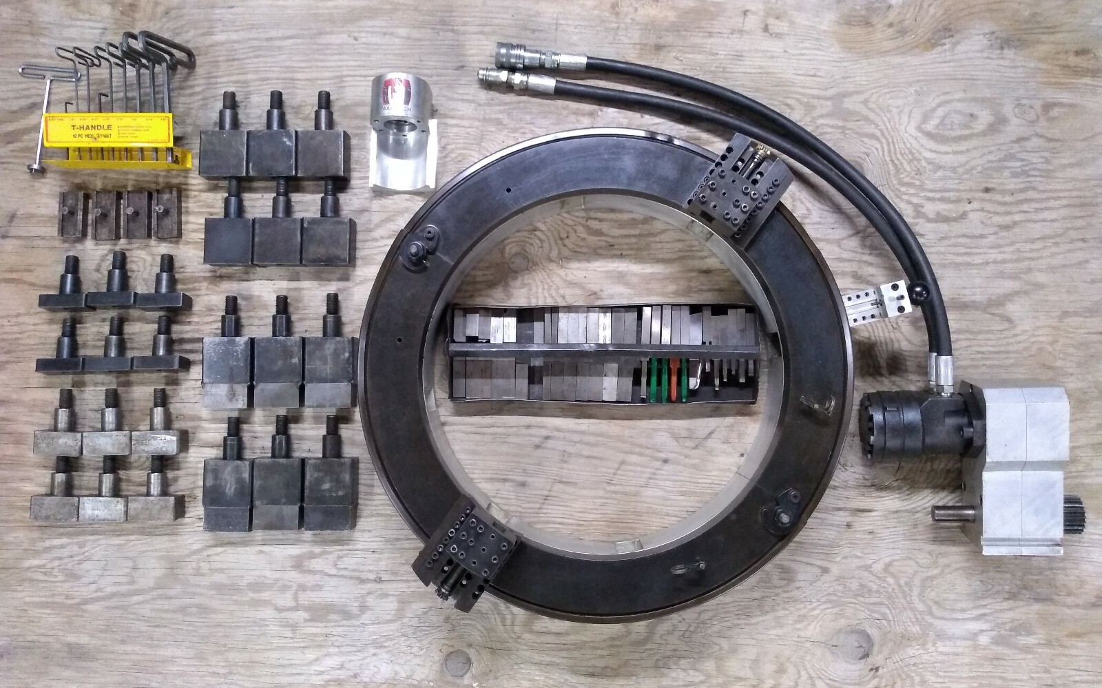 MACTECH 820 US Clamshell Pipe Lathe Split Frame 16 - 20 in w/ Hydraulic ...