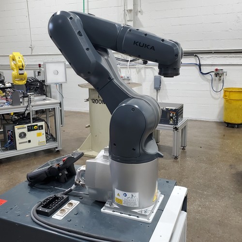 KUKA KR6 R900-2 AGILUS Robot w/ KRC4 Compact Controller - KSS 8.6.5 ...