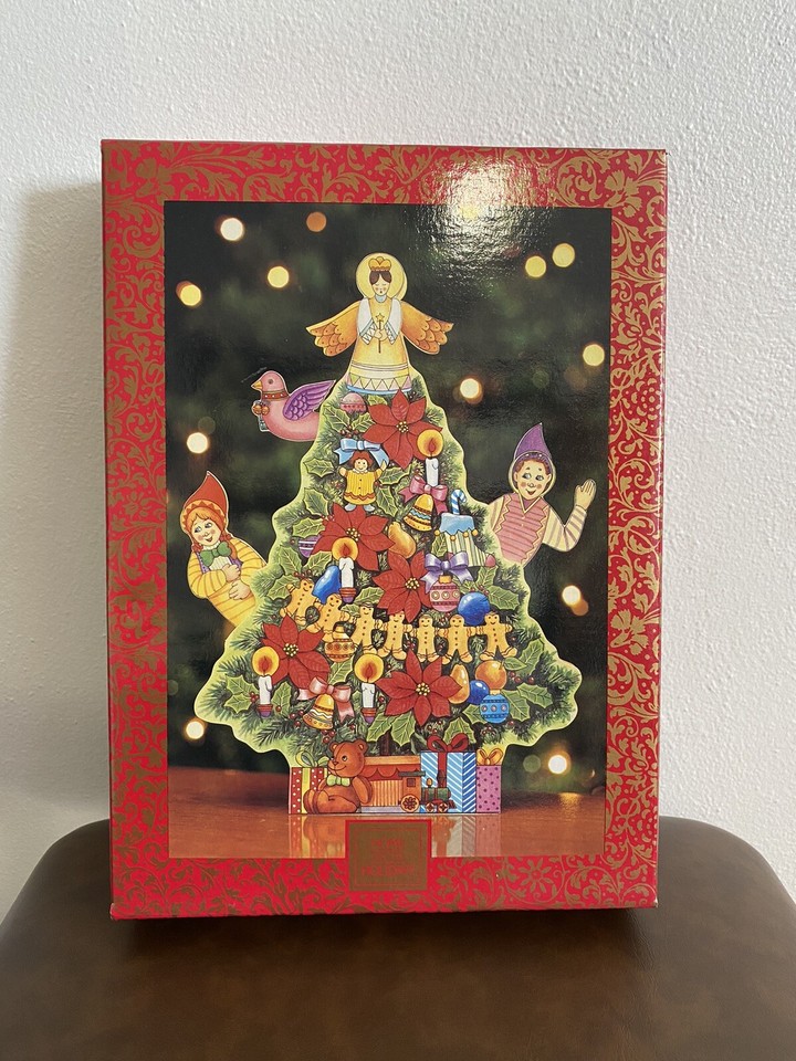 Wooden Christmas Music Box Wind Up Motion Tree Mechanical Stand Up ...