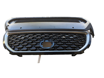 22 23 Toyota Corolla Cross 53114-0A060 GRILL GRILLE OEM set lower ...