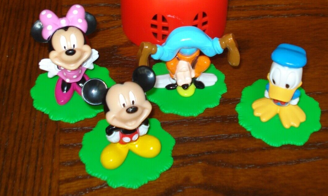 Leanbh Mickey Mouse Codlata Le Creuset Disney Mickey Mouse Collection