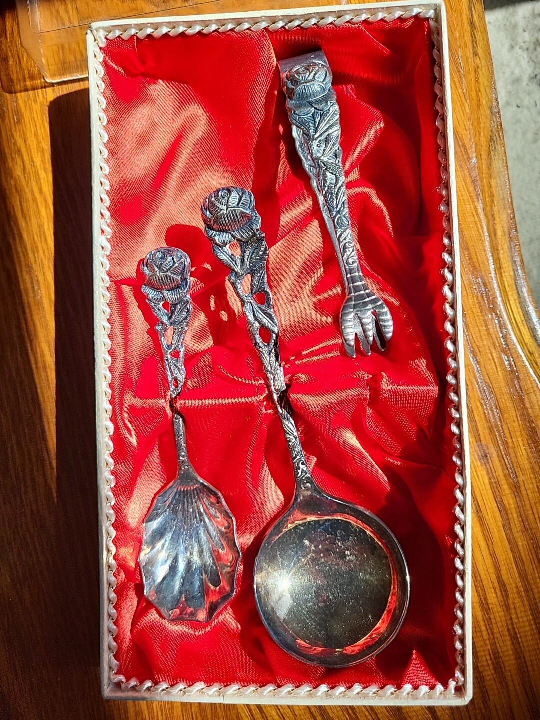 Justinus Solingen Rose Sugar/creamer spoons with sugar cube tong Set | eBay