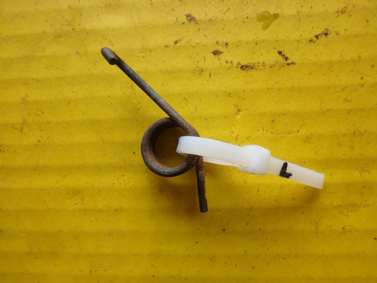 Suzuki RM 125 Off Year 1996 RM125 foot peg spring left footpeg | eBay