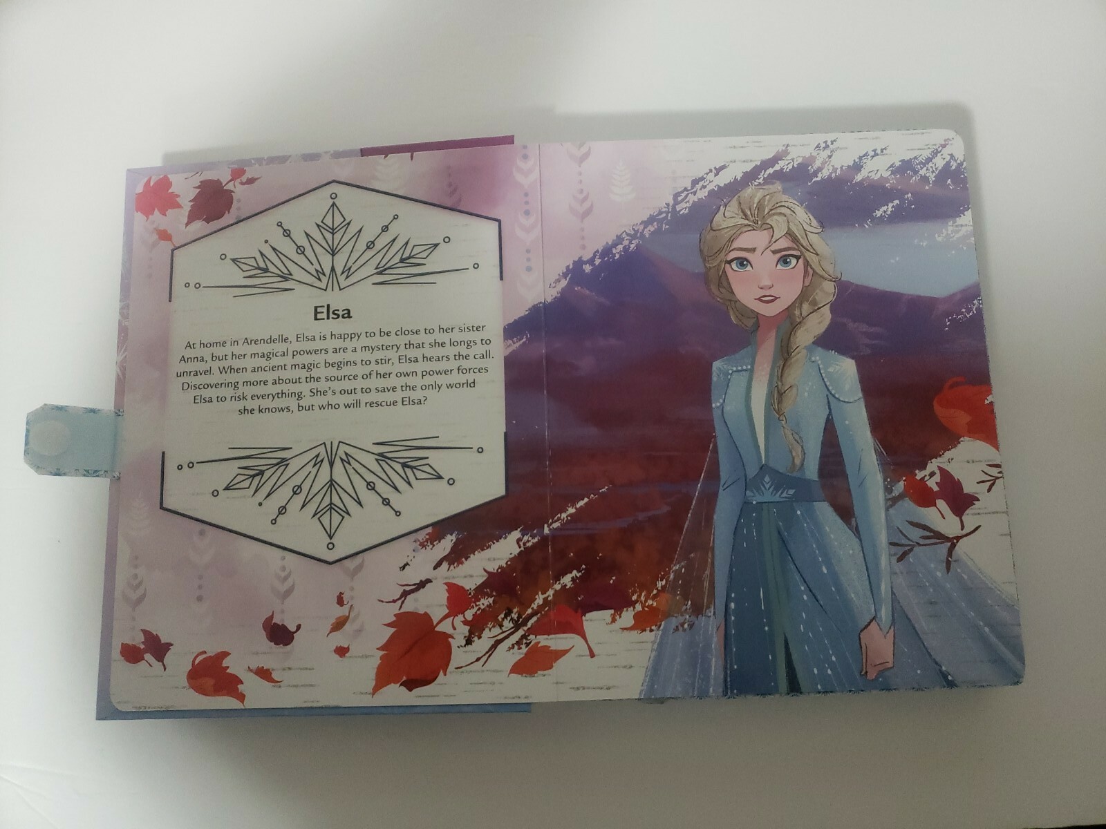 Disney Frozen II 2. My Busy Book 9 Figurines & Playmat Hardcover Book ...