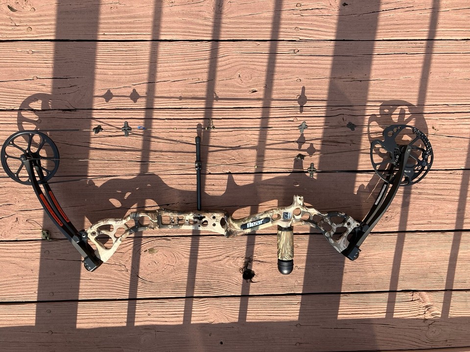 Bear Rant compound bow right hand 50-70lbs excellent condition | eBay