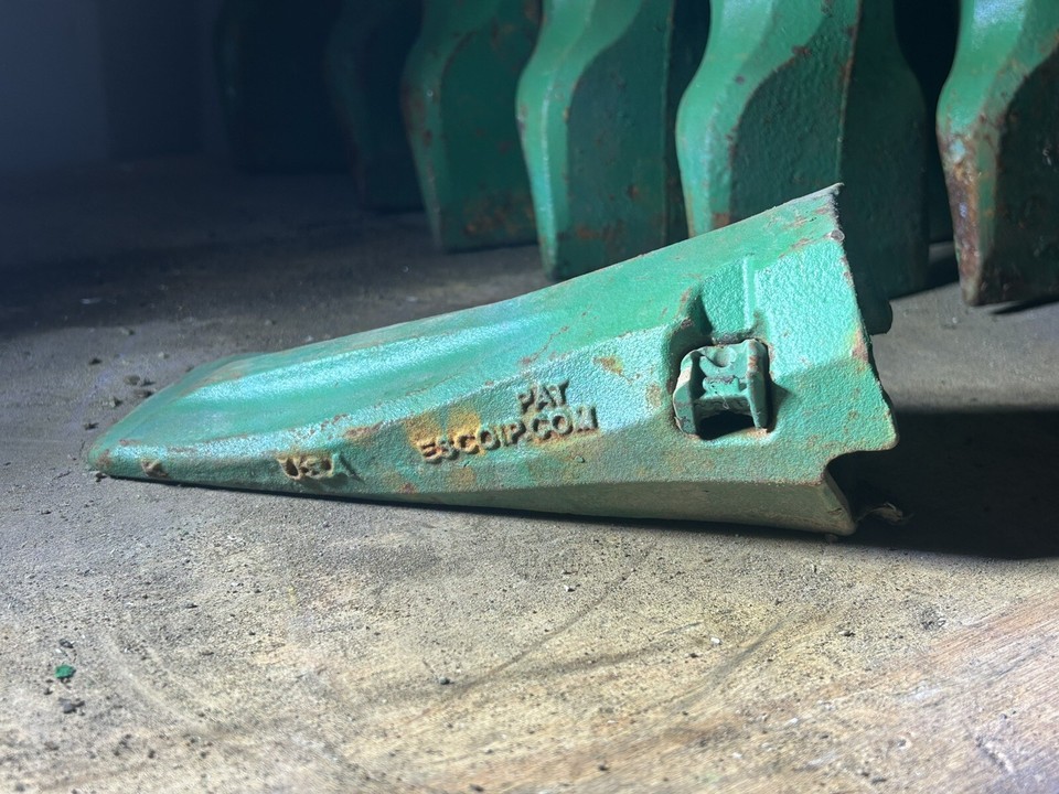 Esco Ultralok U25S Bucket Teeth | eBay