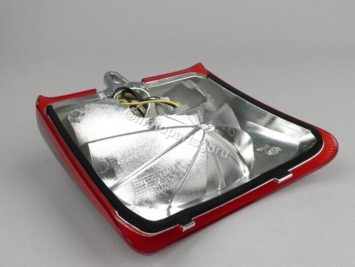 58266R OEM Rear Tail Light Assembly Vespa GT60 GTS250 300 GTV250 GTV300 ...