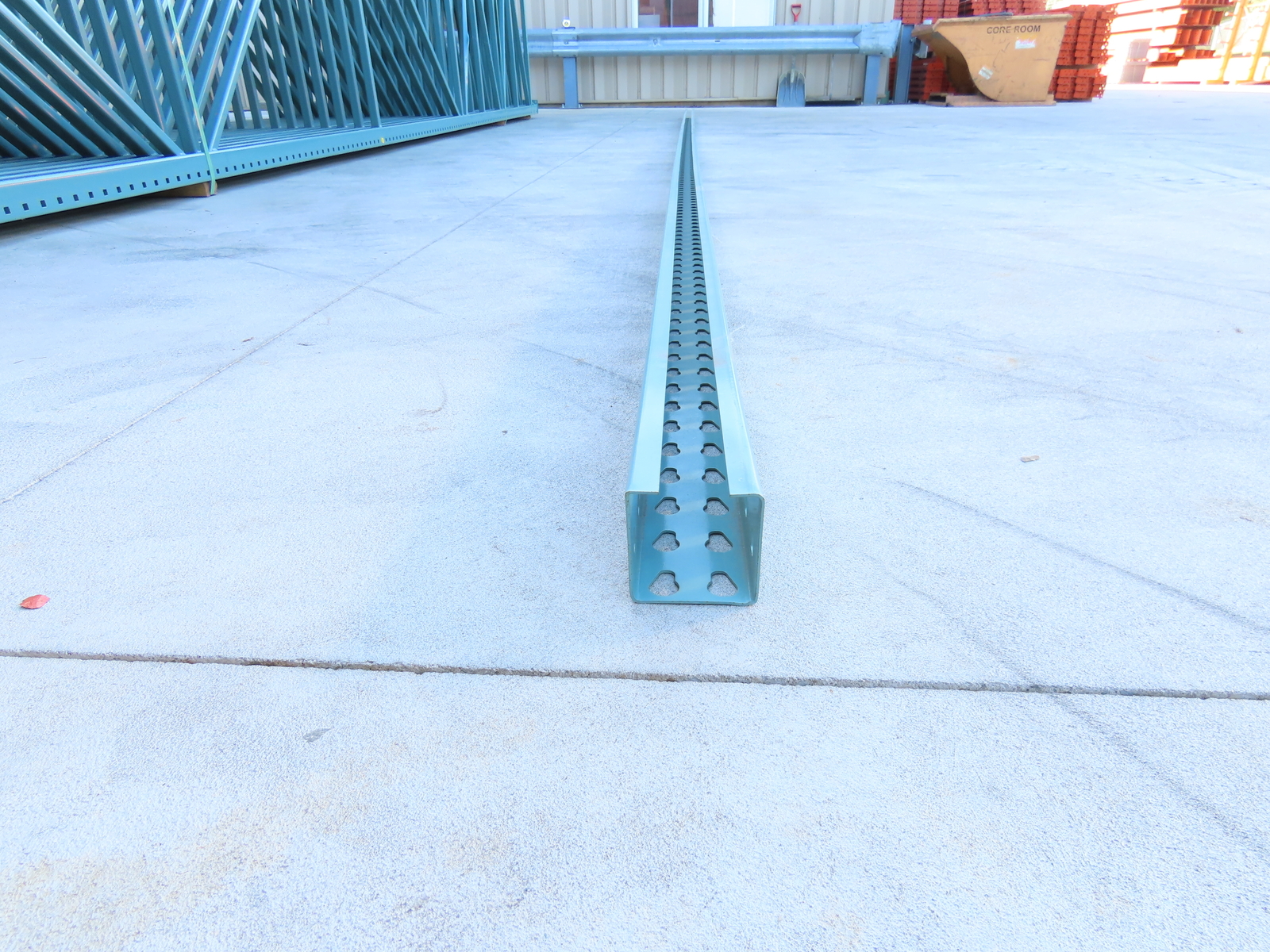 Interlake 24' Teardrop Pallet Racking Upright 3x3" Column Leg Only | eBay