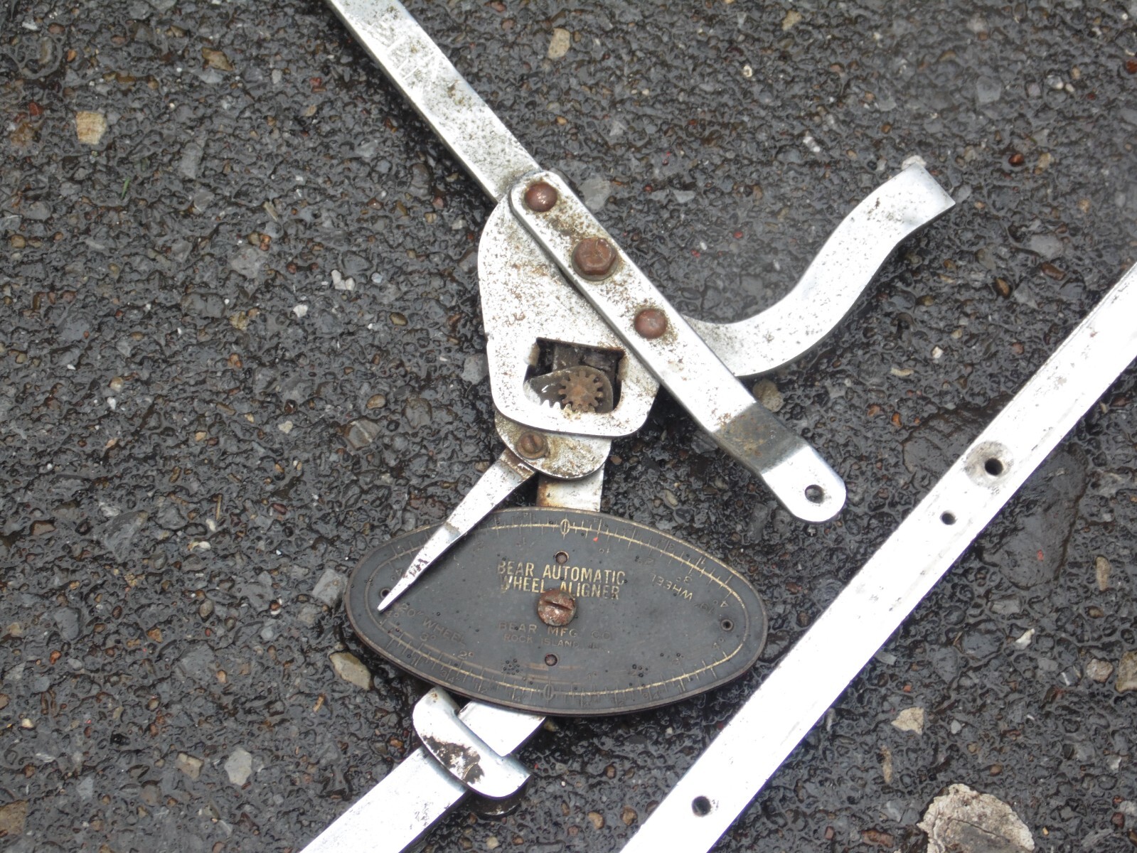 Vintage Bear Wheel Aligner Alignment Tool and Sign | eBay