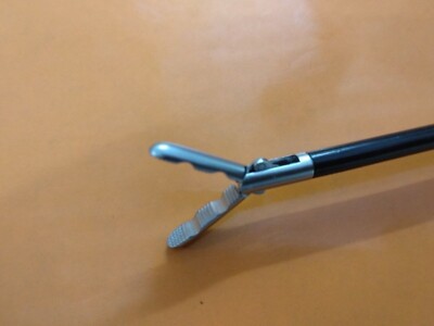 Laparoscopic SS Universal Grasper Only Inserts 5mmx330mm Surgical ...