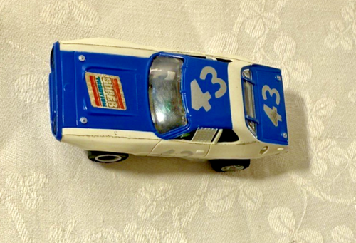 Aurora/AFX Plymouth Road Runner Stock Car #43 HO Slot Car WHITE /BLUE ...
