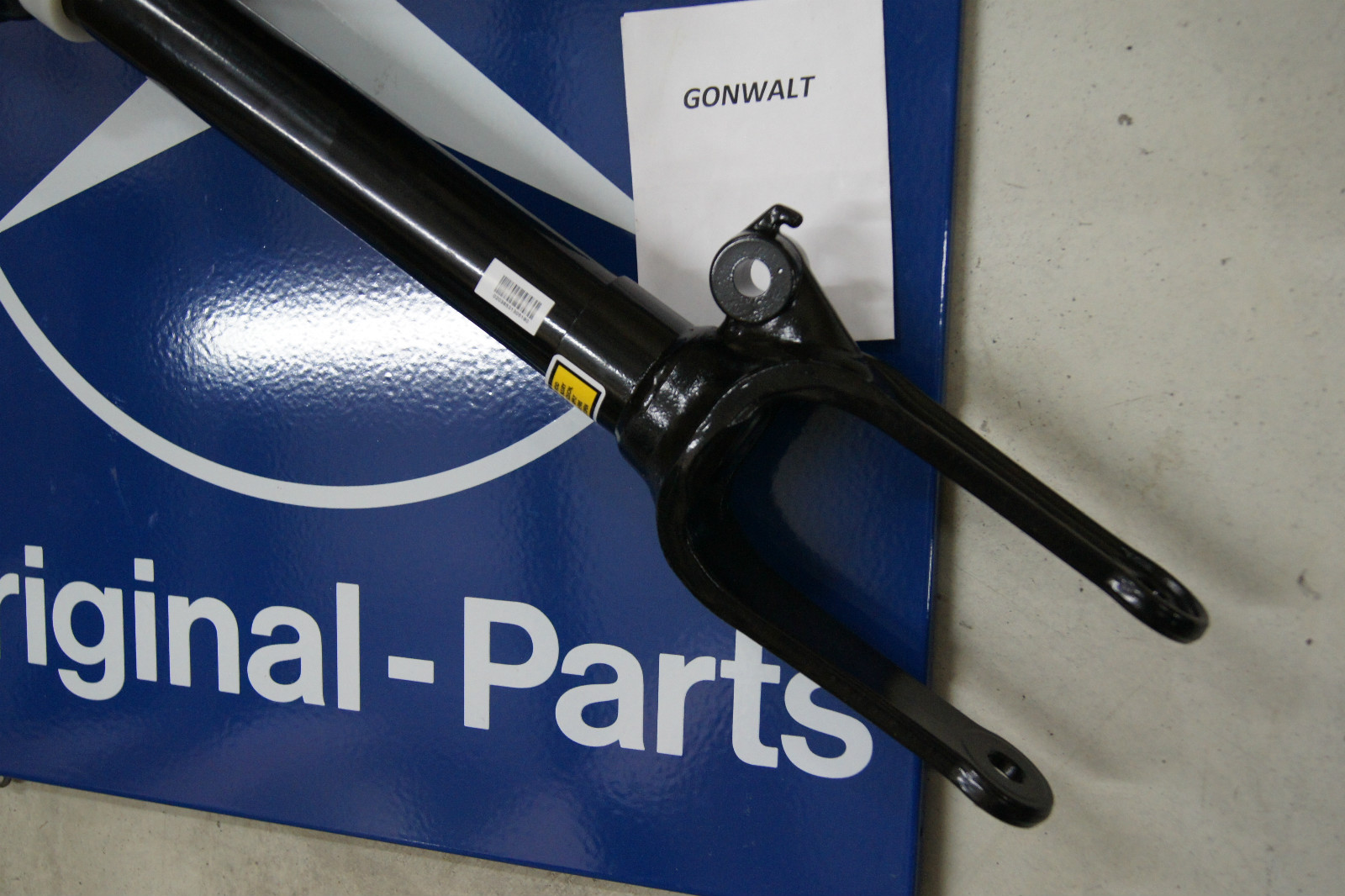 Mercedes Benz Airmatic Strut Shock X164 GL GL320 GL350 GL450 GL550 ...