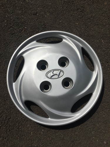 Hyundai Accent 13" Genuine Hubcap AS IS (Single x1) | eBay