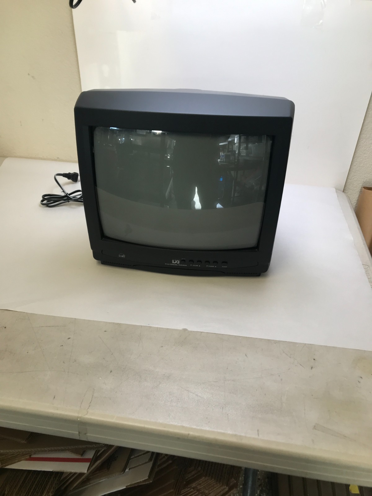 New Old Stock Vintage LXI 13" Color TV Retro Gaming Television W/Remote ...