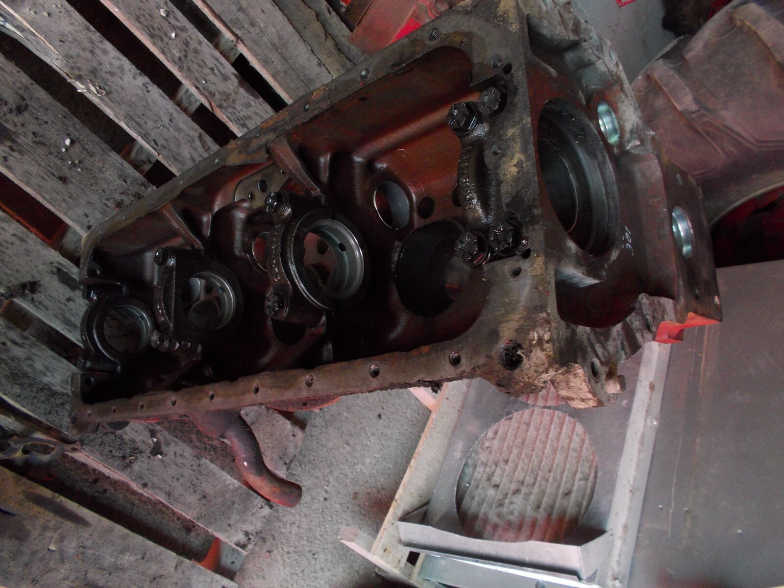 Farmall IH 806 gas Tractor 301 gas engine motor block w/ caps & crater ...