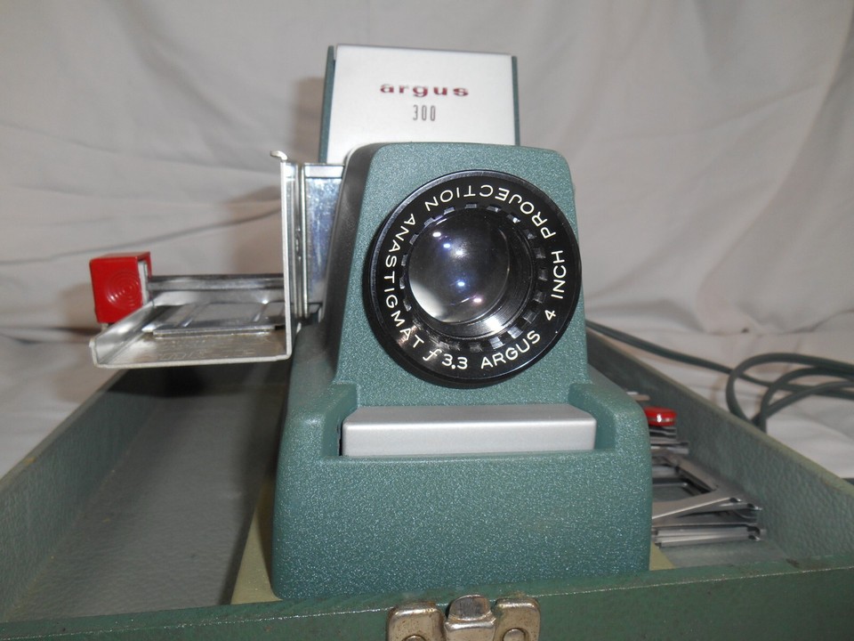 Argus 300 Slide projector vintage 1955 model w/ autoload includes lens ...