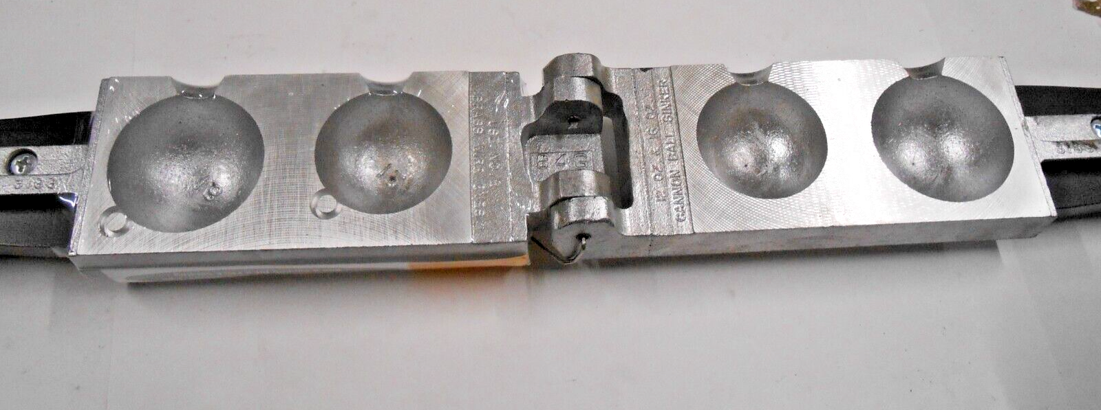 3188 Do-It Cannon Ball Sinker Mold 12 & & 16 oz 100 # 2 Brass Eyes ...