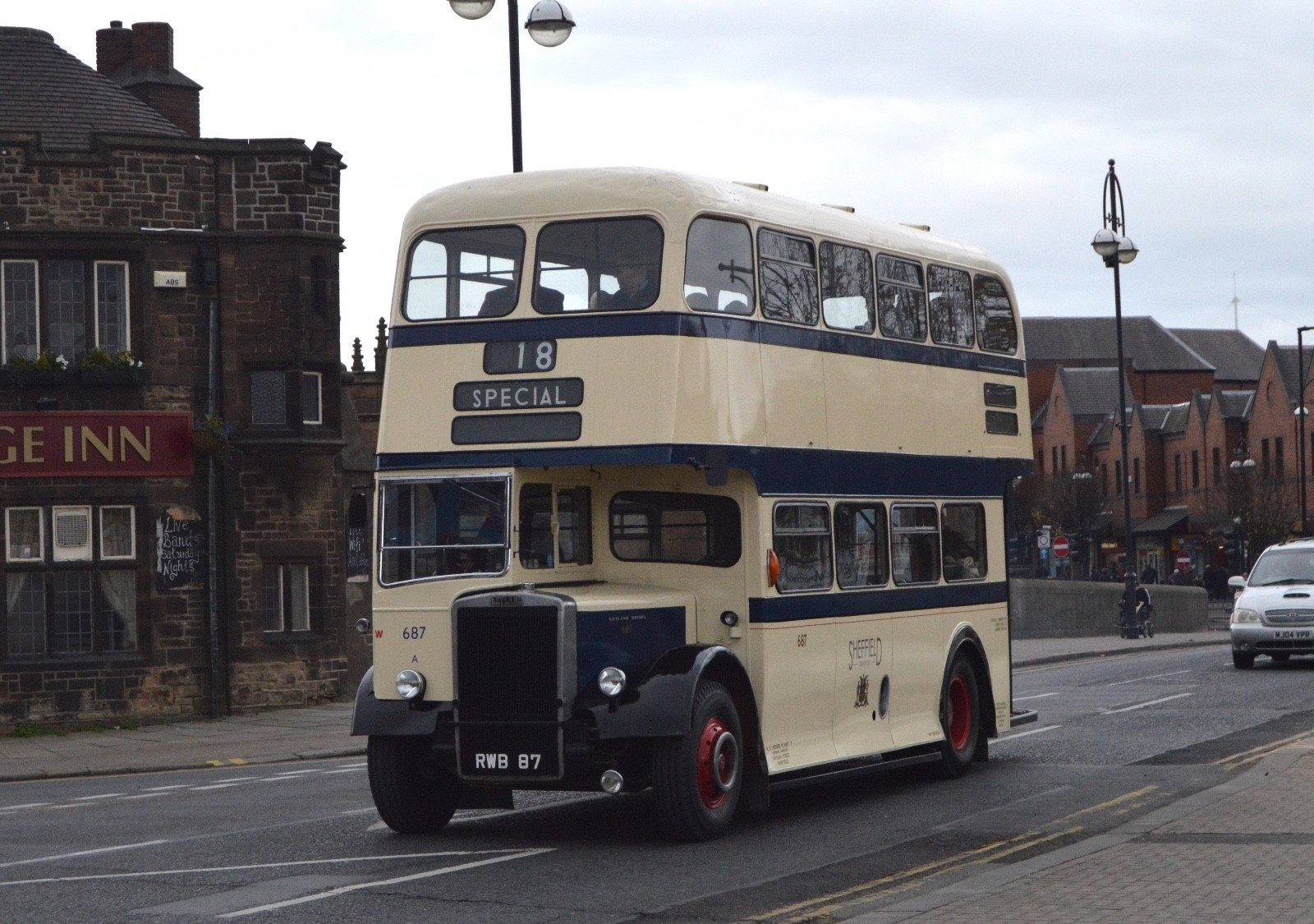 687 RWB 87 Sheffield Transport 6x4 Quality Bus Photo | eBay