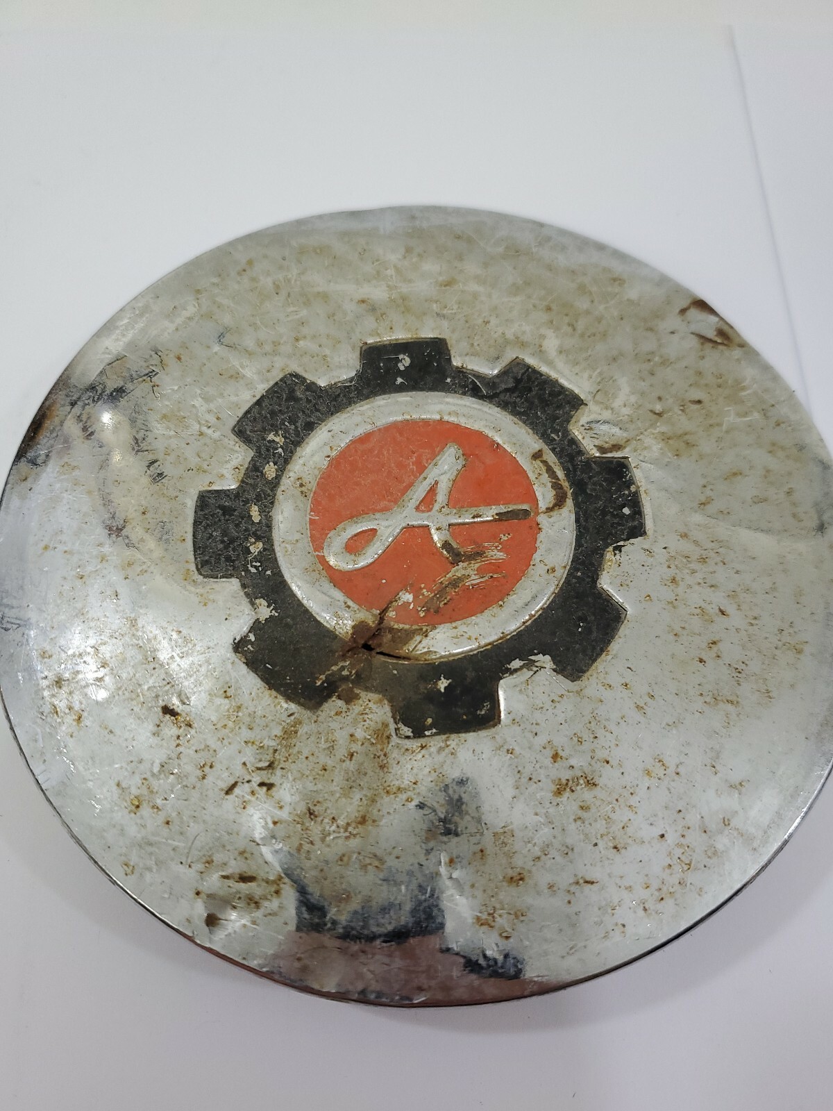 VINTAGE AUBURN? HUBCAP, HUB CAP 2 pieces Austin Healey? | eBay