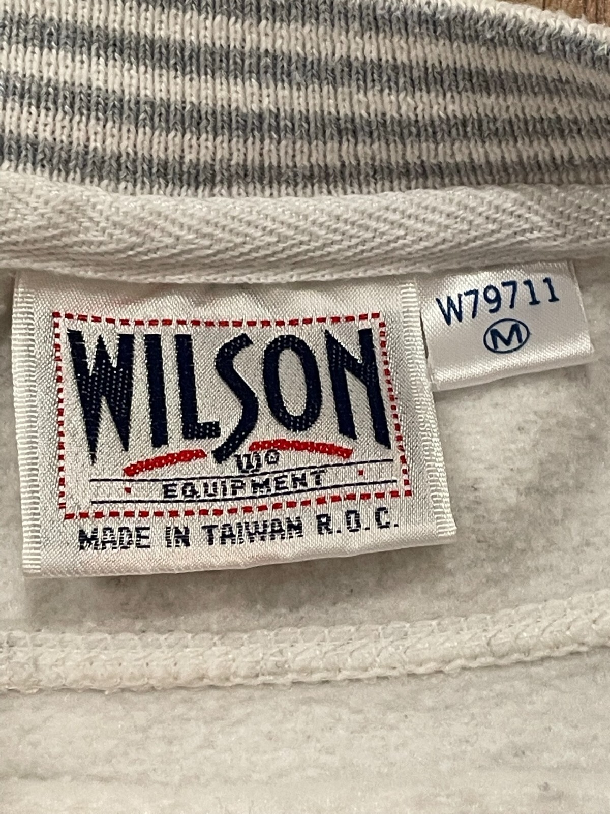 Vintage Wilson Equipment Original Crewneck Sweatshirt Adult Medium | eBay