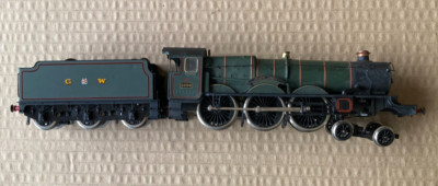 Dapol OO guage Train Set Engine "Neath Abbey" 2 Oval Track and Airfix ...