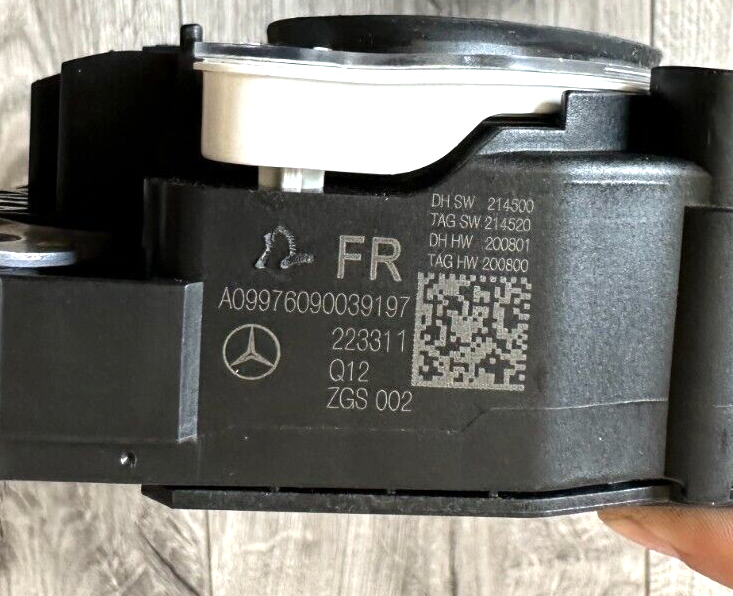 2022-2023 Mercedes-Benz S500 S580 EQS Front Right Door Handle Holder ...