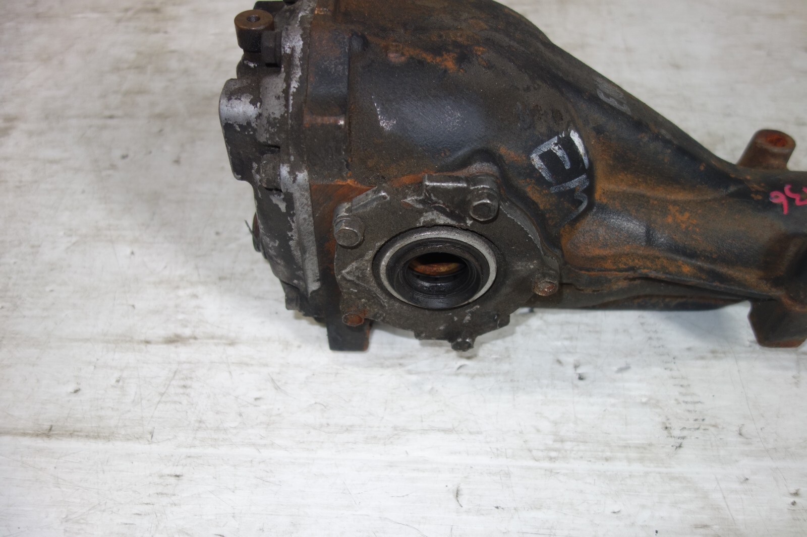 JDM SUBARU IMPREZA WRX OEM TURBO REAR DIFFERENTIAL R160 SURTRAC LSD 4. ...