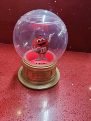 Red One Snow Globe Candy/Popcorn Container (Light Up Snow Globe) 🍬🍿 | eBay