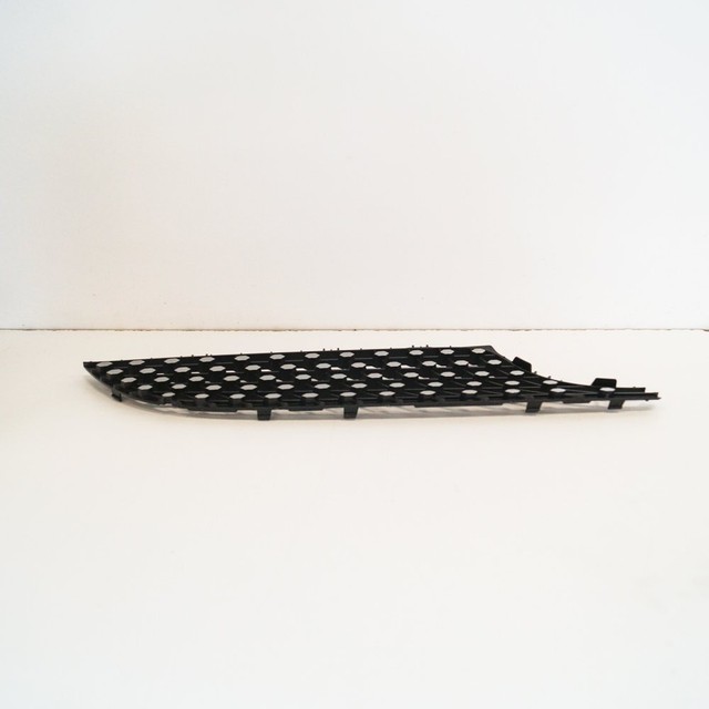 Genuine Mercedes-Benz C-class W205 Front Right Bumper Grille ...