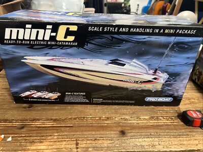 Pro Boat - Mini-C PRB3700 White 27.145 MHz Rc Boat NIB Brand New ...