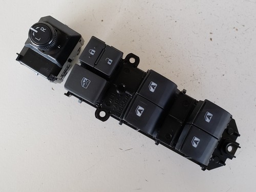 18 Toyota Camry 84040-33170 Drivers Side Left Master Window & Mirror ...