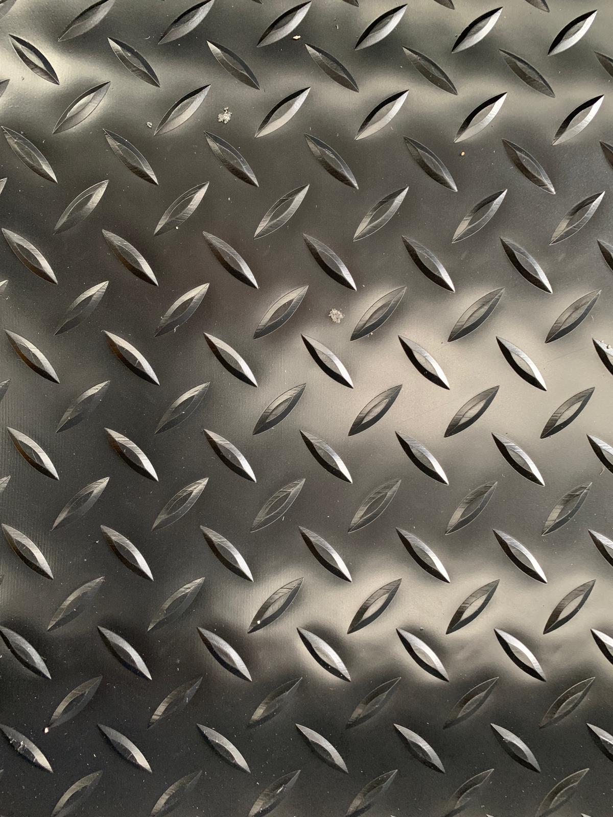 CHECKER - PLATE PVC RUBBER BLACK GARAGE FLOORING MATTING 2M WIDE X 2 ...