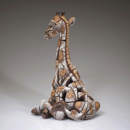 Edge Sculpture - Giraffe Calf Figure - Stone Resin - Garden & Home D ...