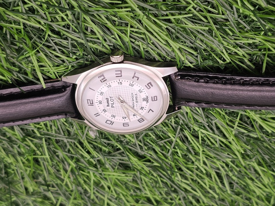 Beautiful Mens HMT Pilot Parashock Mechanical Wind 17J Watch White Dial ...